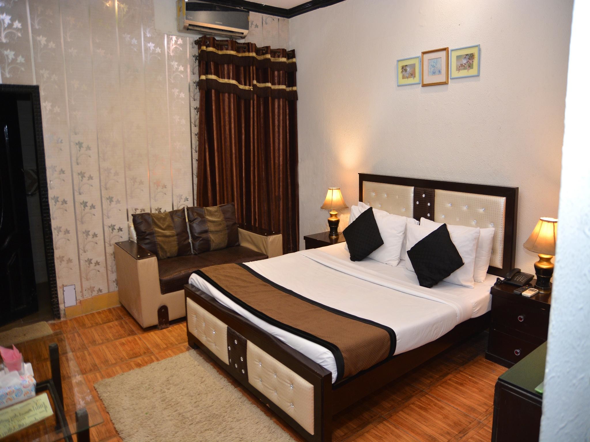 Hotel Green Fort Gulberg Lahore | Gallery